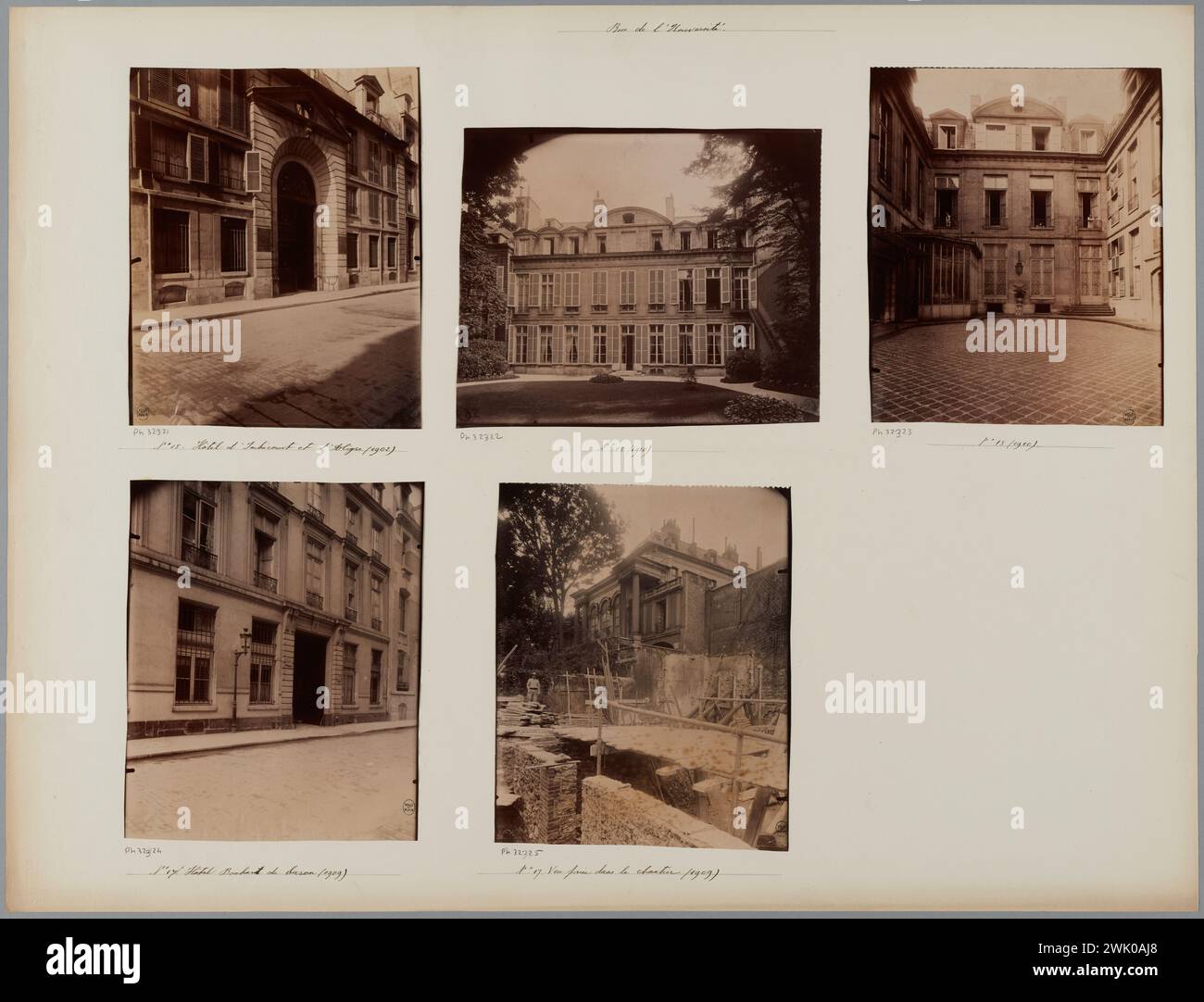 Carnavalet museum, history of Paris Stock Photo - Alamy