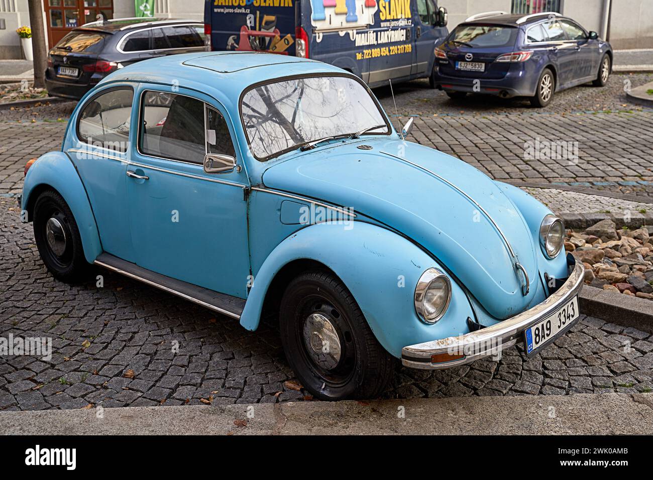 1960s volkswagen beetle side view hi-res stock photography and images ...