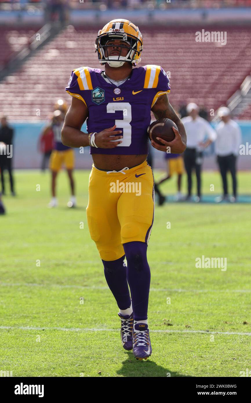 LSU Tigers running back Logan Diggs (3) runs with the ball during warm ...