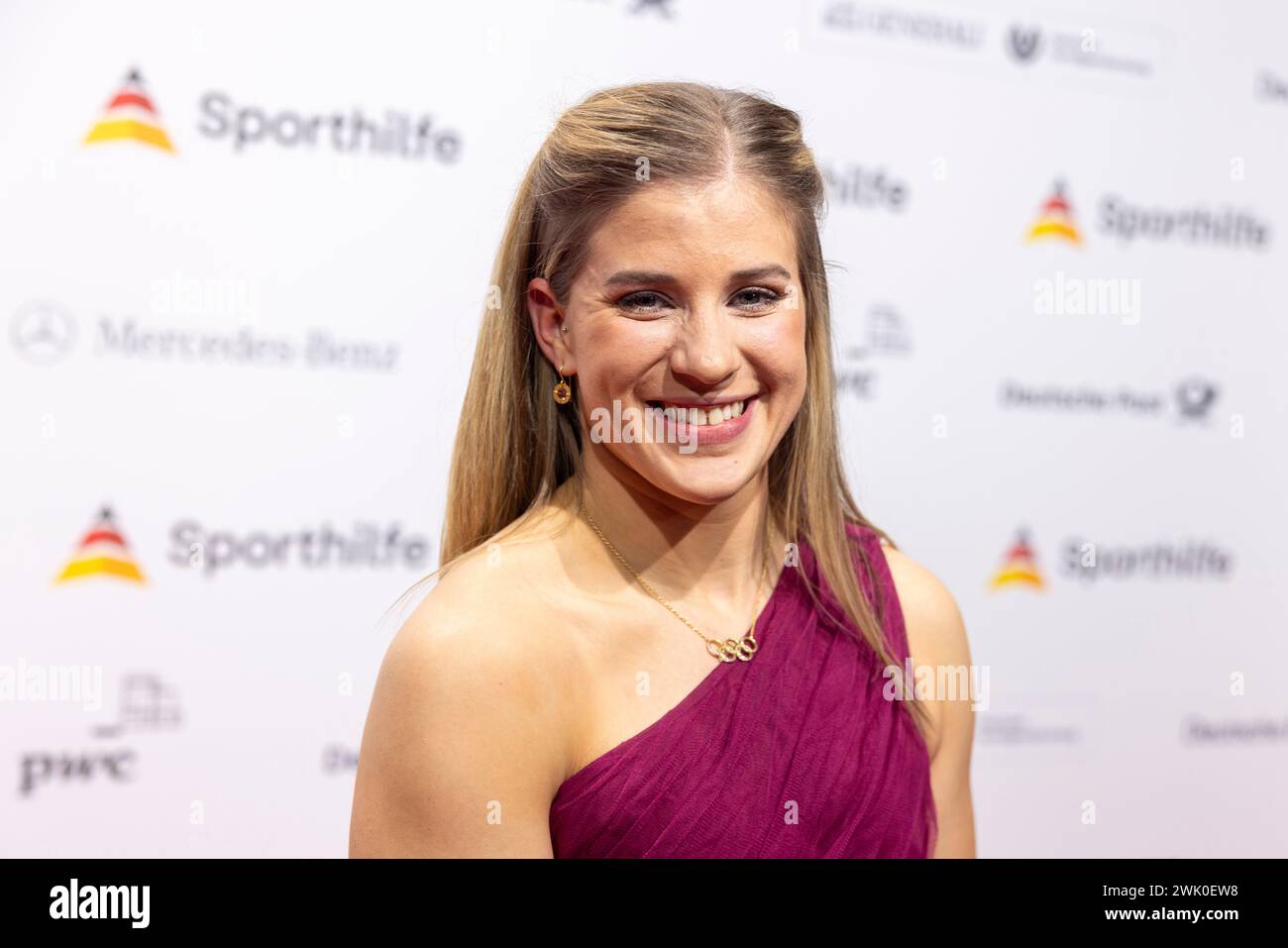 17 February 2024, Hesse, Frankfurt/Main: Gymnast Elisabeth Seitz ...