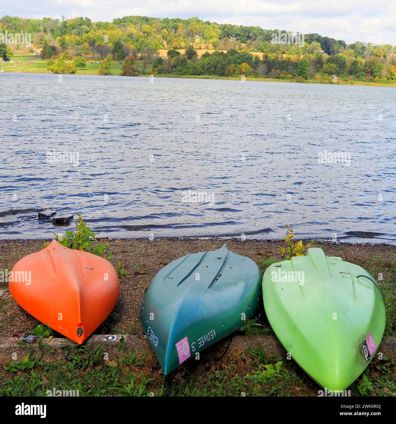 Summertime canoes on water hi-res stock photography and images - Alamy