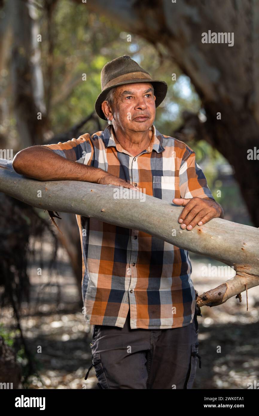 Wilcannia, Australia. 24th Jan, 2024. Baakandji Elder and artist Uncle ...