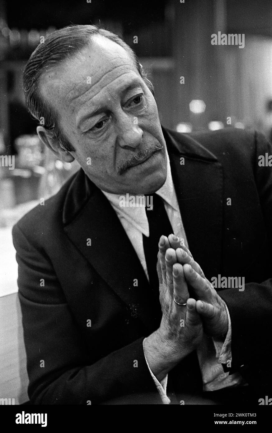 Argentine tango singer Roberto Goyeneche, during a press interview in ...