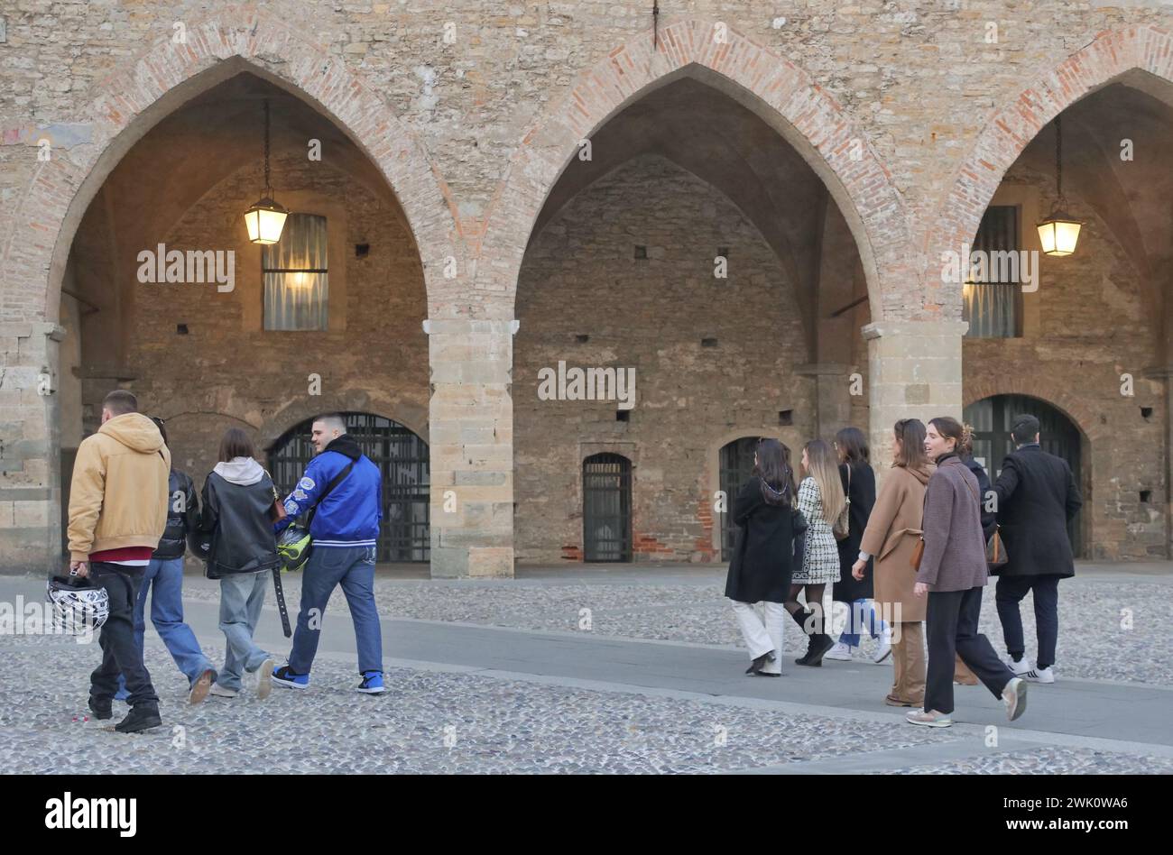 Bergamo, Italy. 17th Feb, 2024. Bergamo has many people in the streets ...