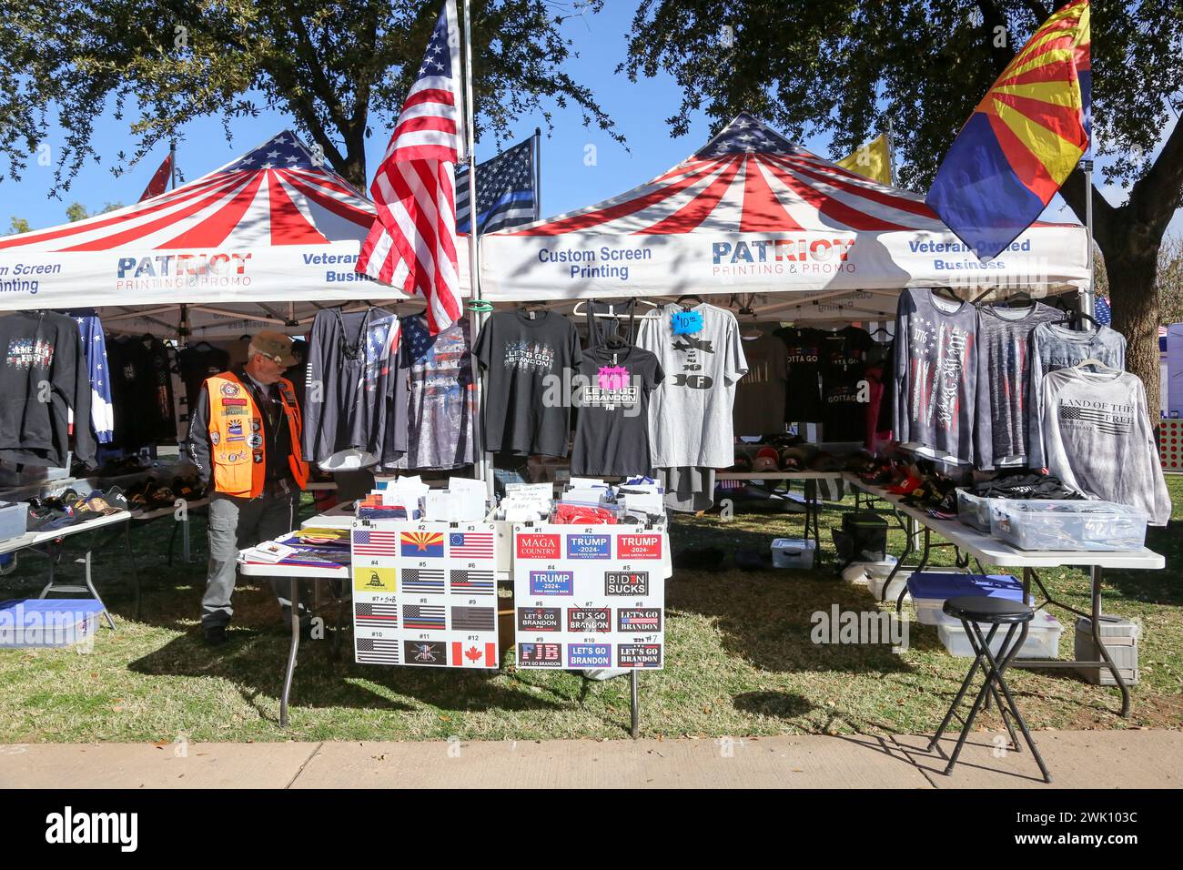 Vendors selling various items participate in ArizonaÕs 11th Annual ...