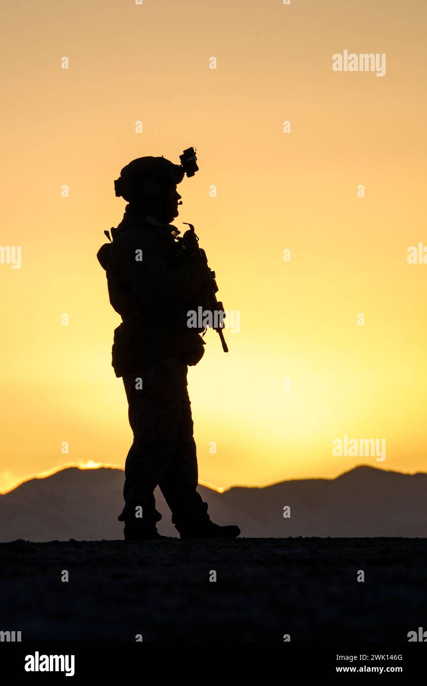 U.S. Marines with 1st Marine Reconnaissance Battalion, 1st Marine ...