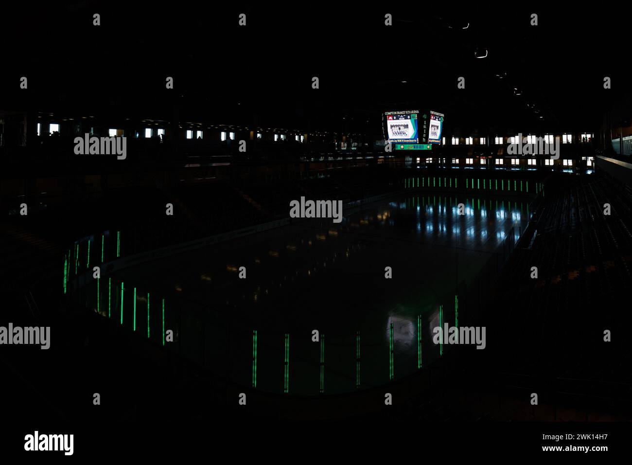 Compton family ice arena hi-res stock photography and images - Alamy