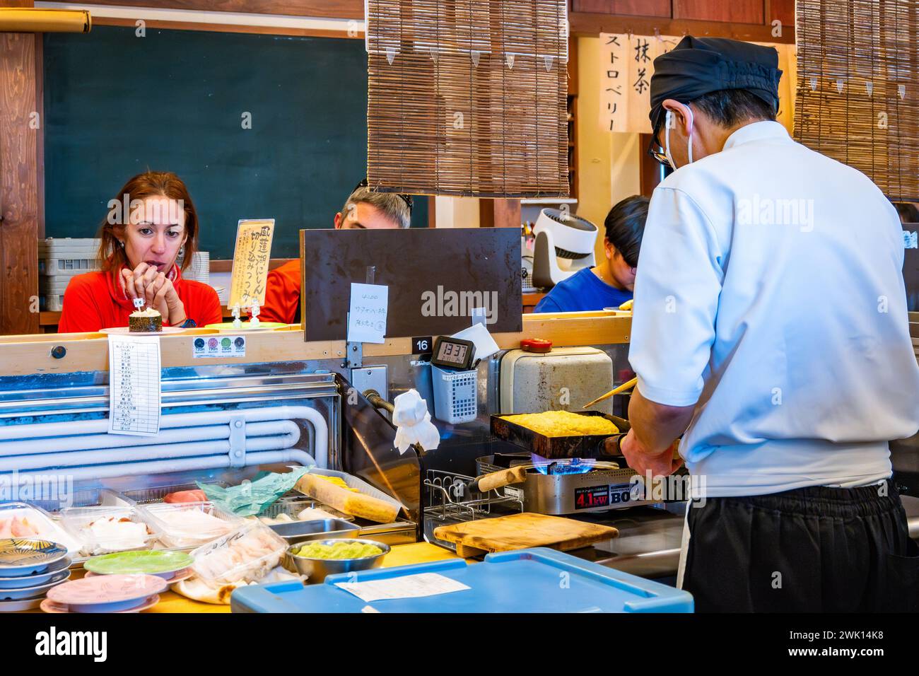 Cooking japanese omelette hi-res stock photography and images - Alamy