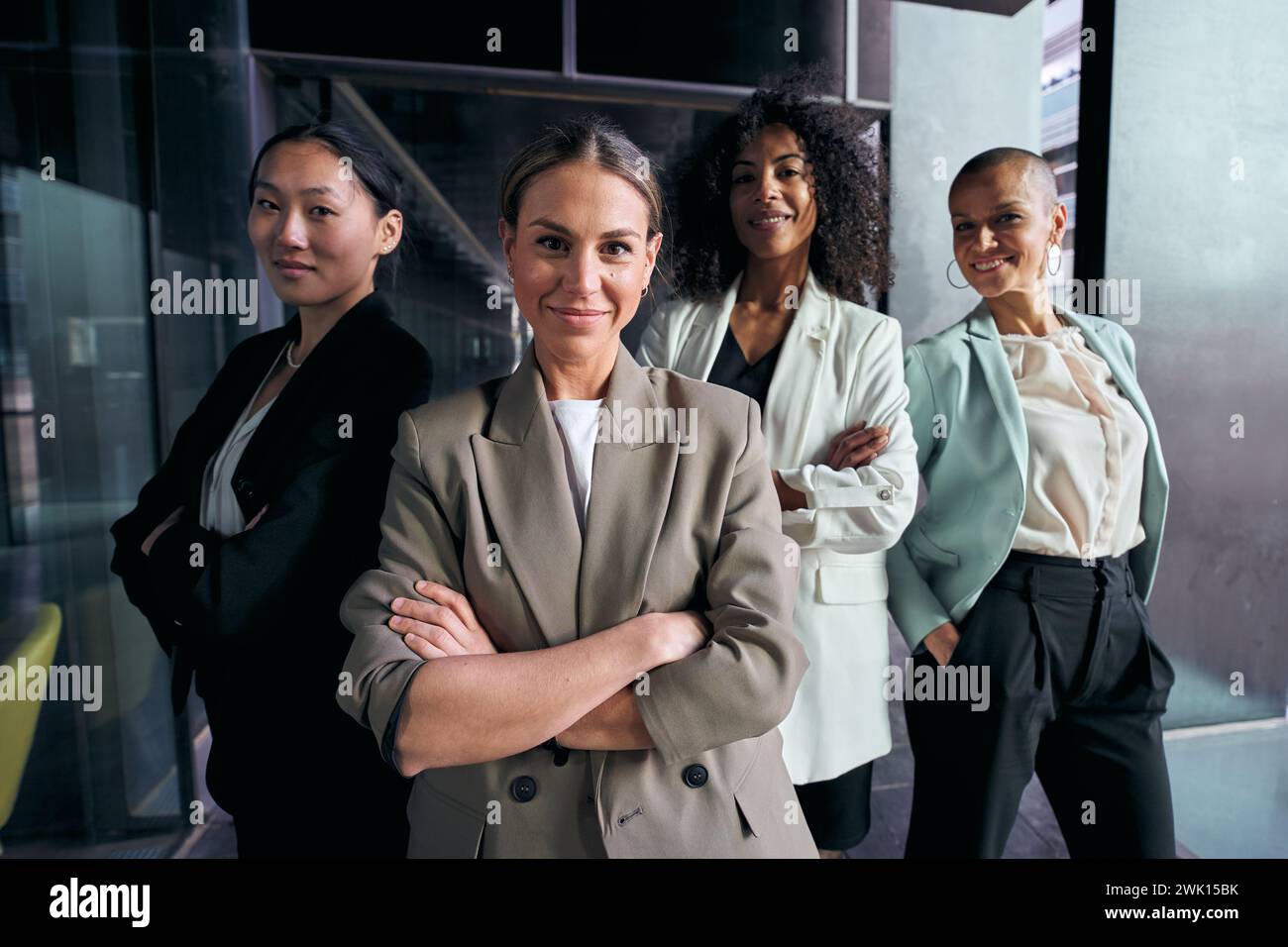 Professional arms crossed portrait hi-res stock photography and images ...