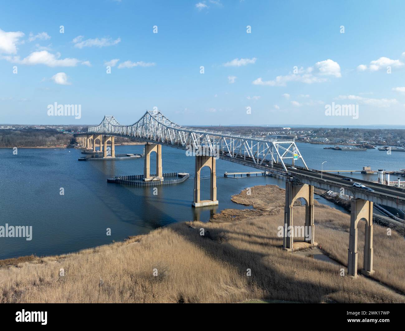 The Outerbridge Crossing is a cantilever bridge which spans the Arthur ...