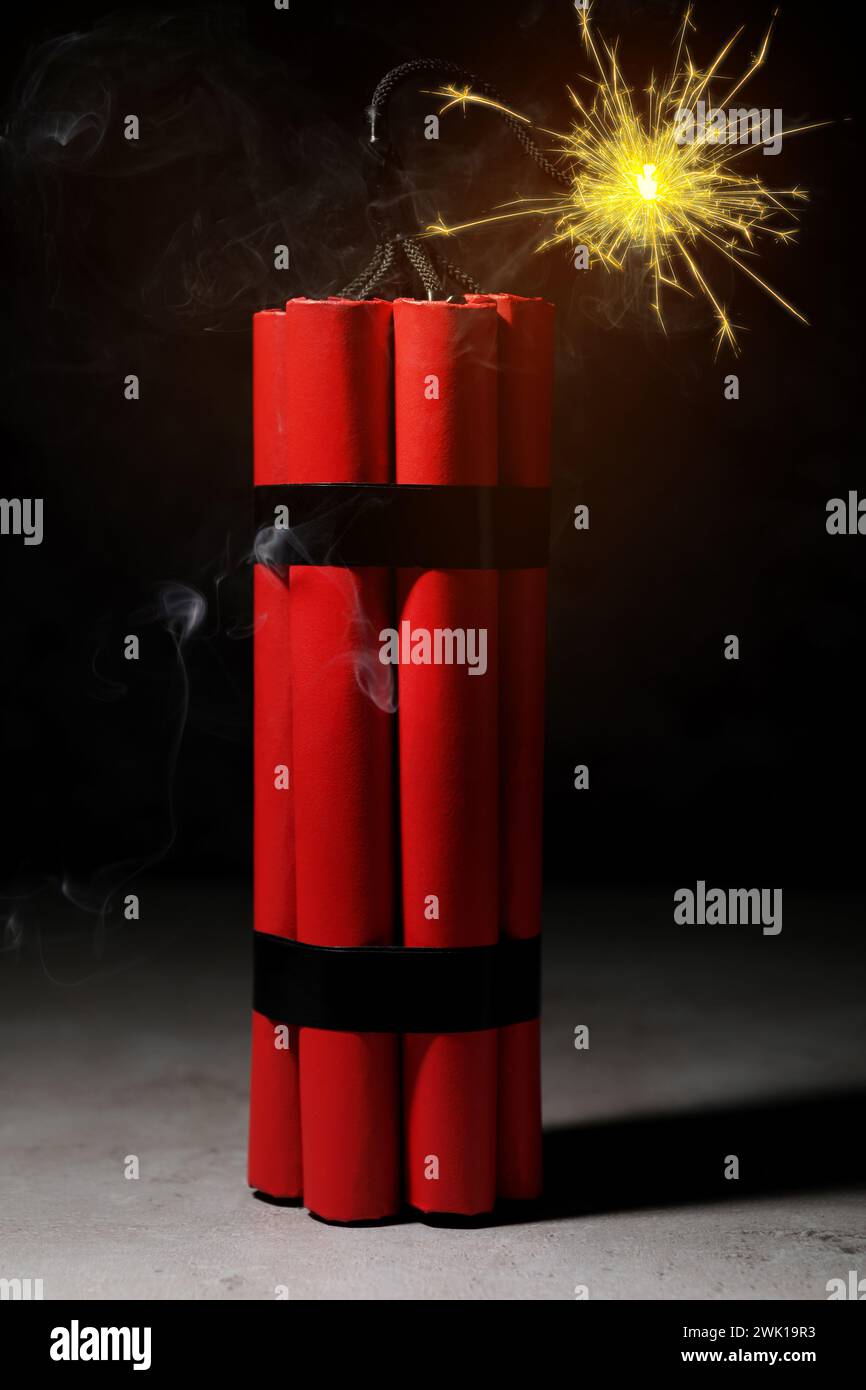 Lit dynamite hi-res stock photography and images - Alamy