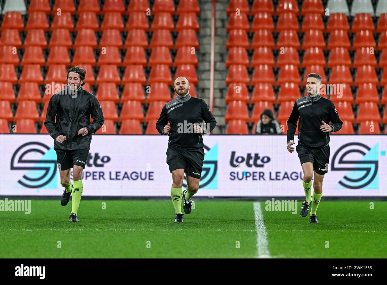 Liege, Belgium. 17th Feb, 2024. assistant referee Thomas Bourguignon ...