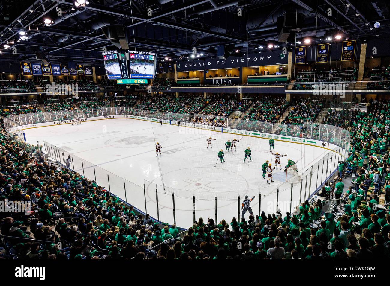 Compton family ice arena hi-res stock photography and images - Alamy