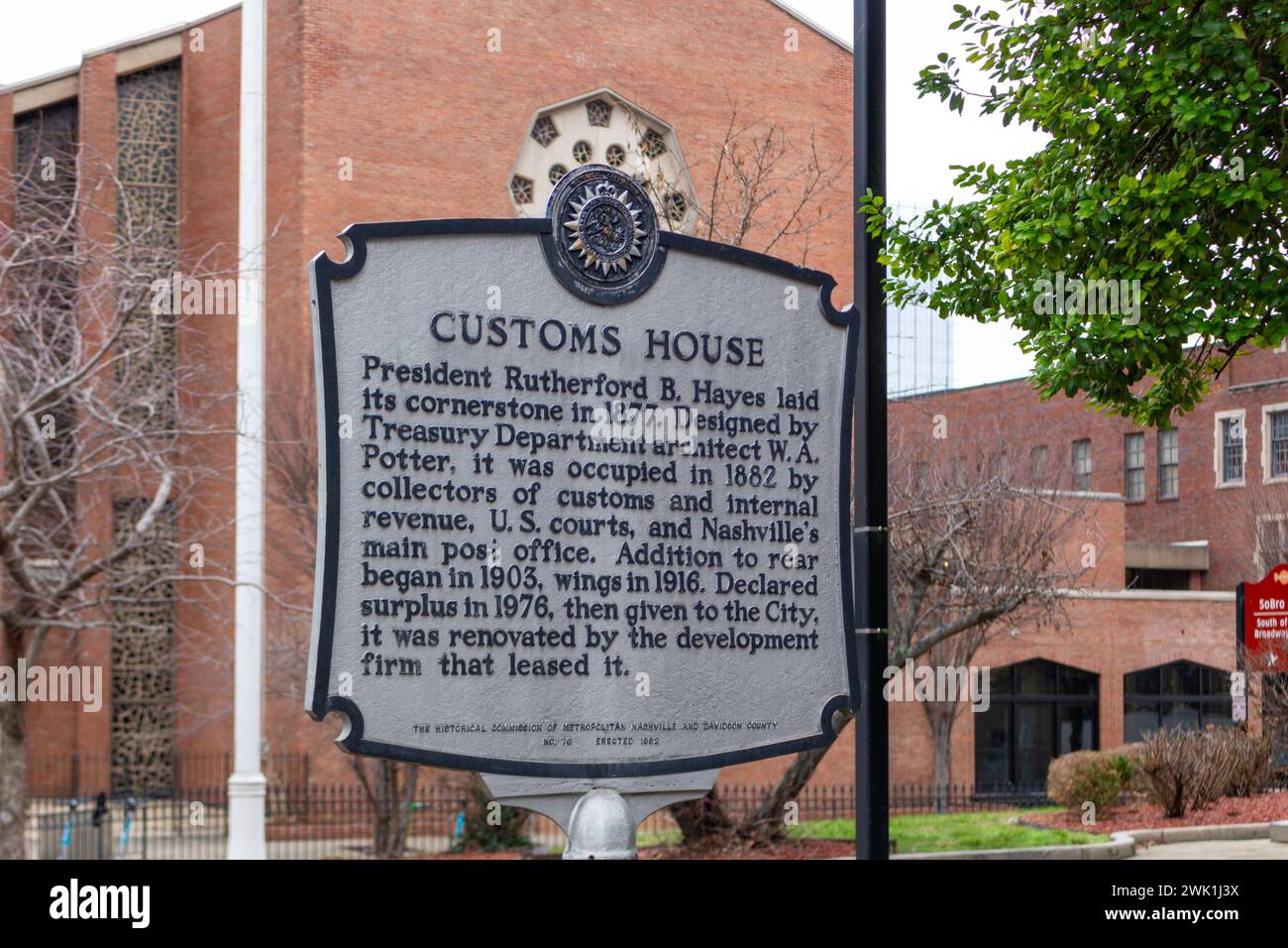 Historical marker for Customs House built in 1800s in Nashville ...