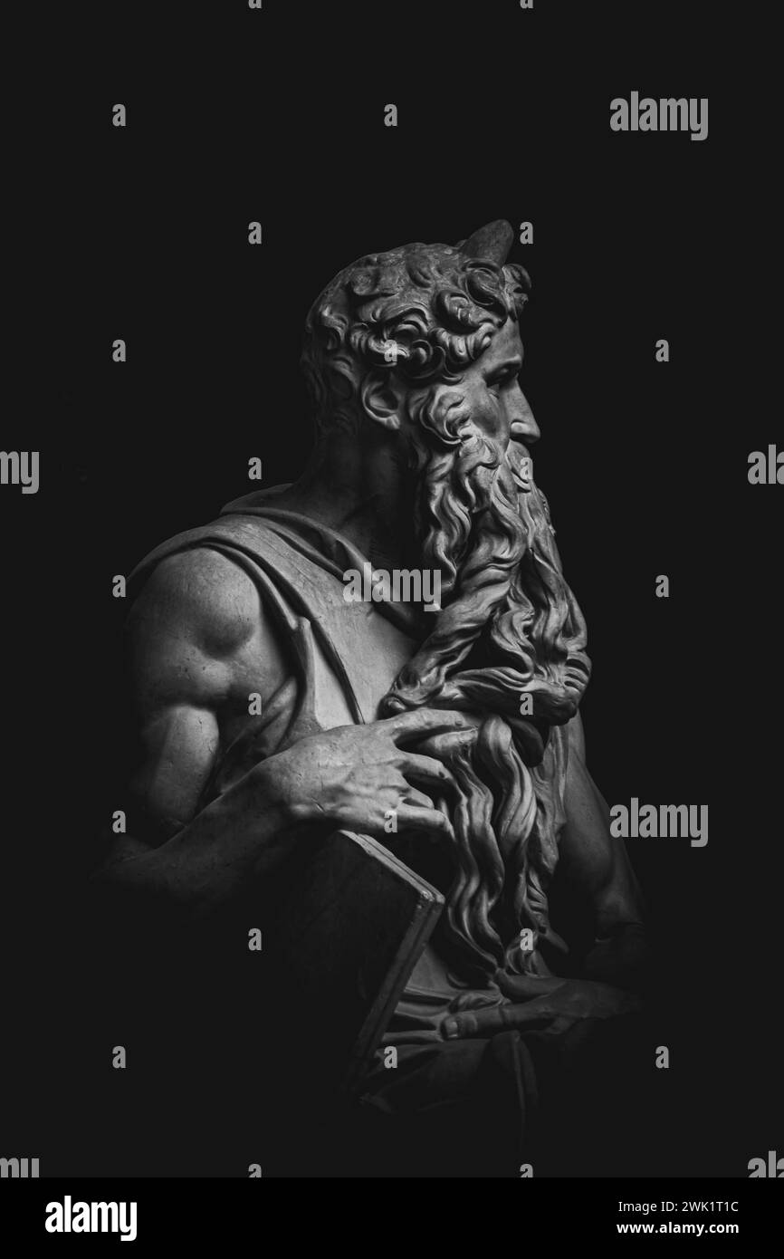 Replica of classical statue Black and White Stock Photos & Images - Alamy