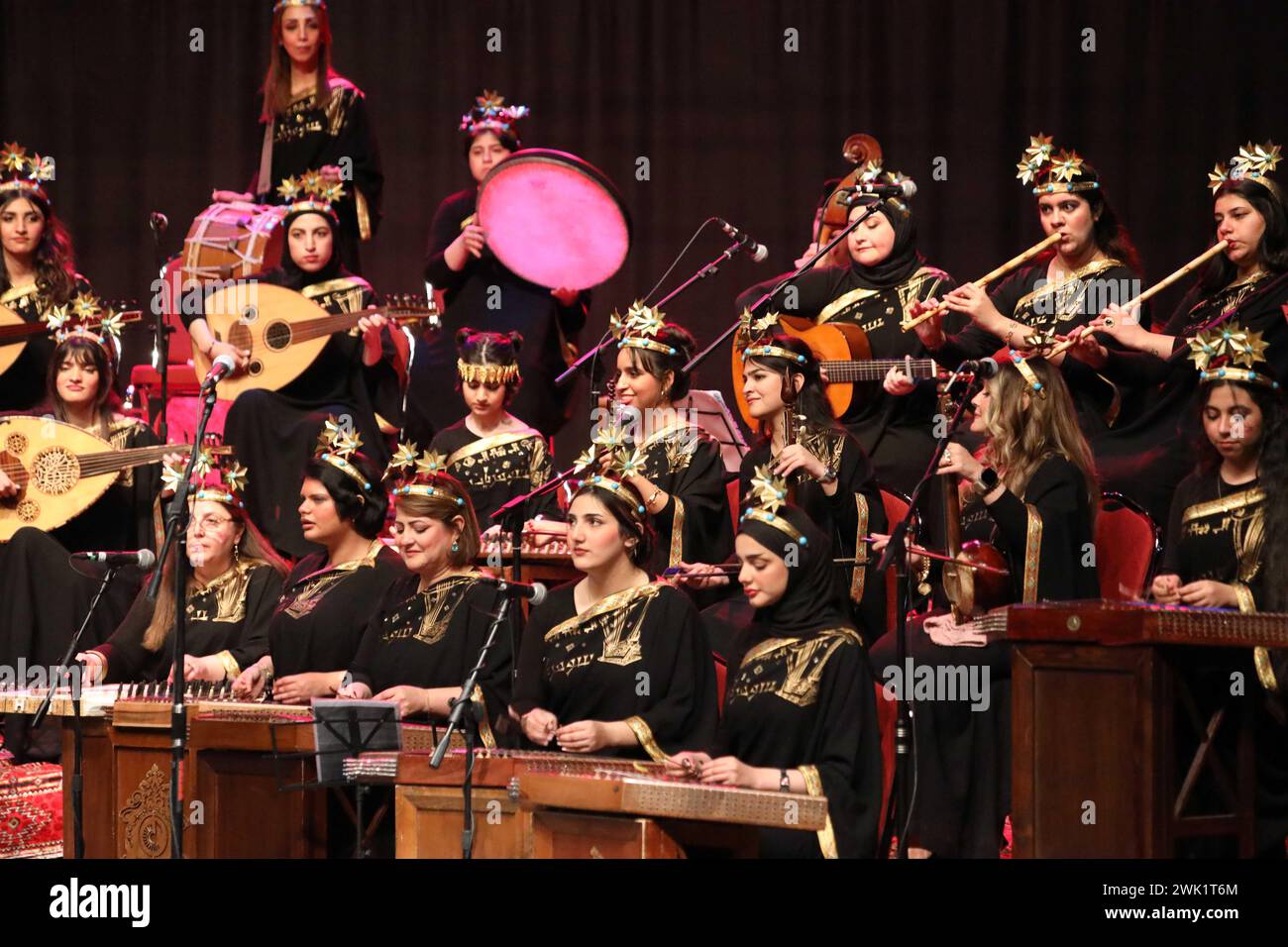 Iraqi folk hi-res stock photography and images - Alamy