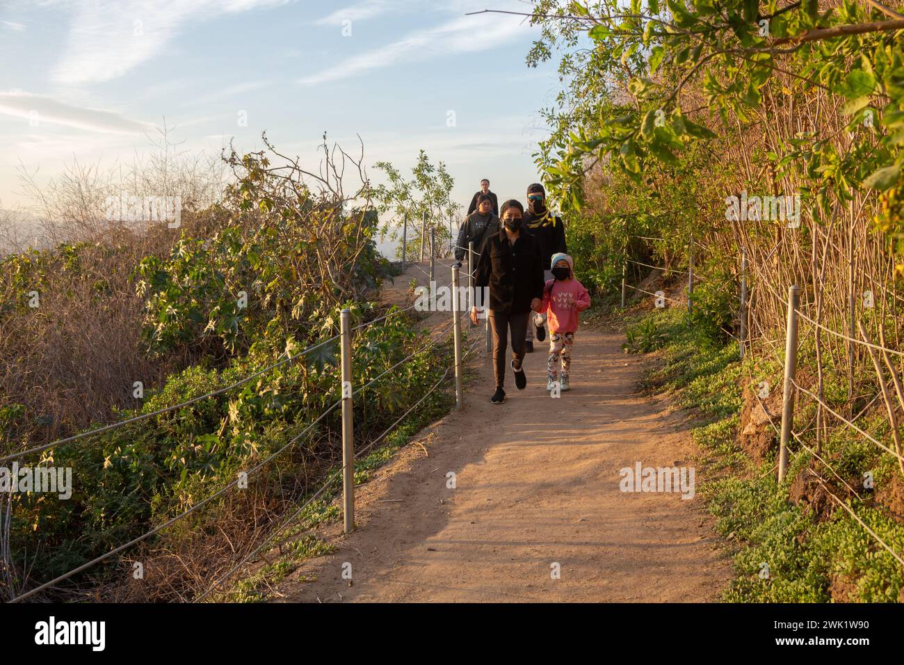 People on a hiking trail to Baldwin Hills Overlook, Los Angeles, CA ...