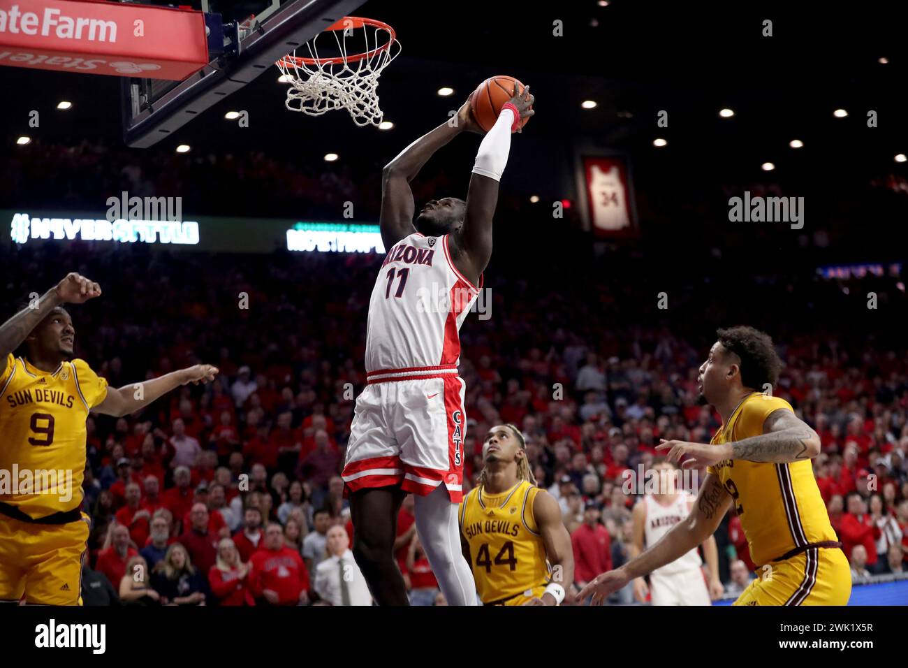 TUCSON, AZ - FEBRUARY 17 Arizona Wildcats center Oumar Ballo #11 during ...