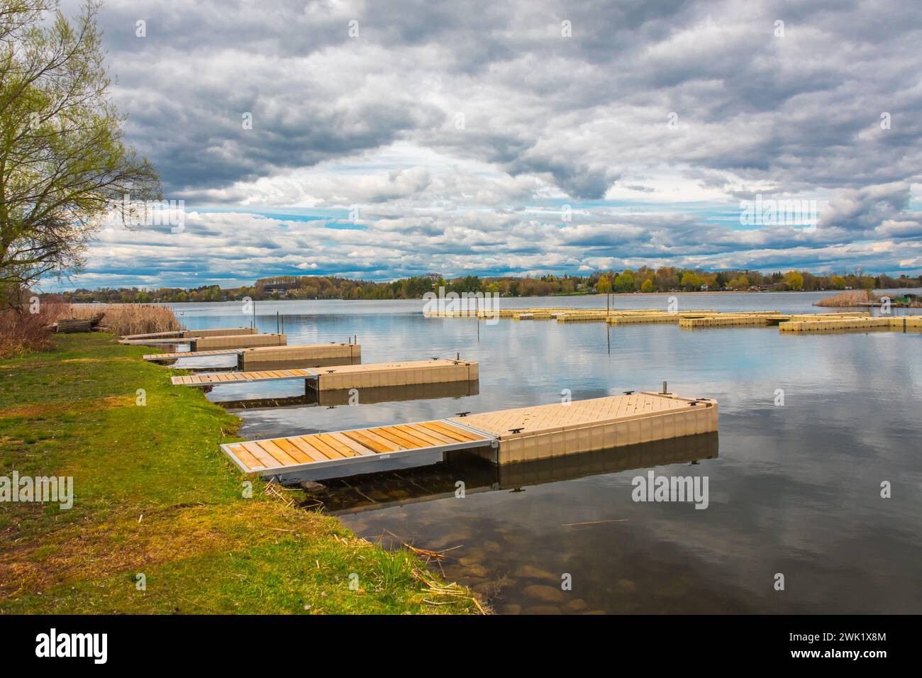 Chemong hi-res stock photography and images - Alamy