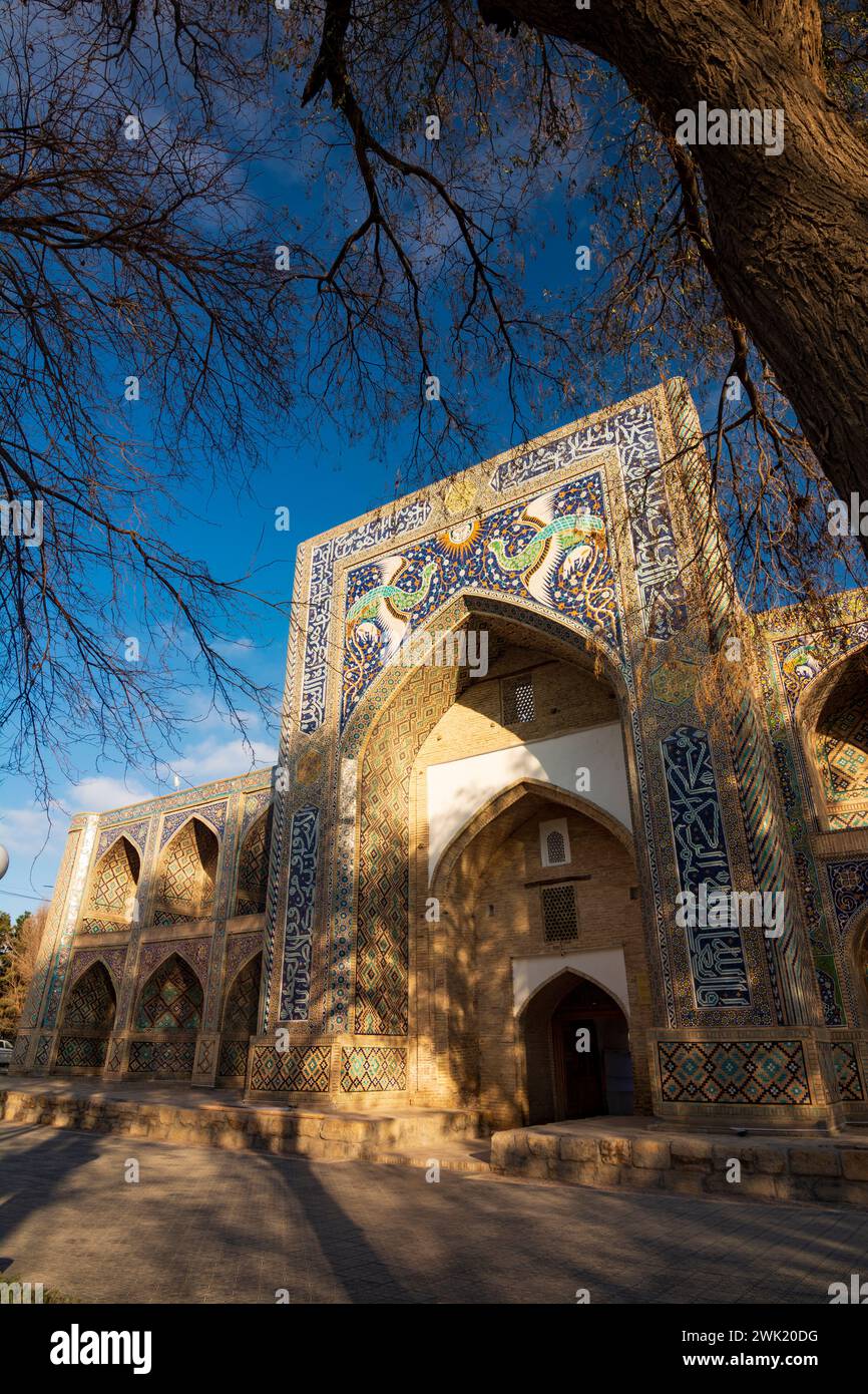 The Nadir Devonvegi madrasa has one of the prettiest mosaic façades in ...