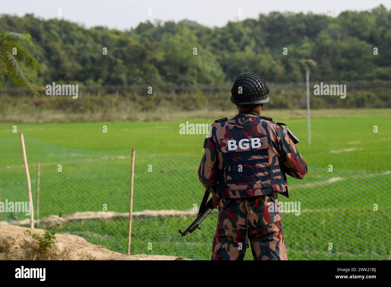 Member border guard bangladesh bgb hi-res stock photography and images ...