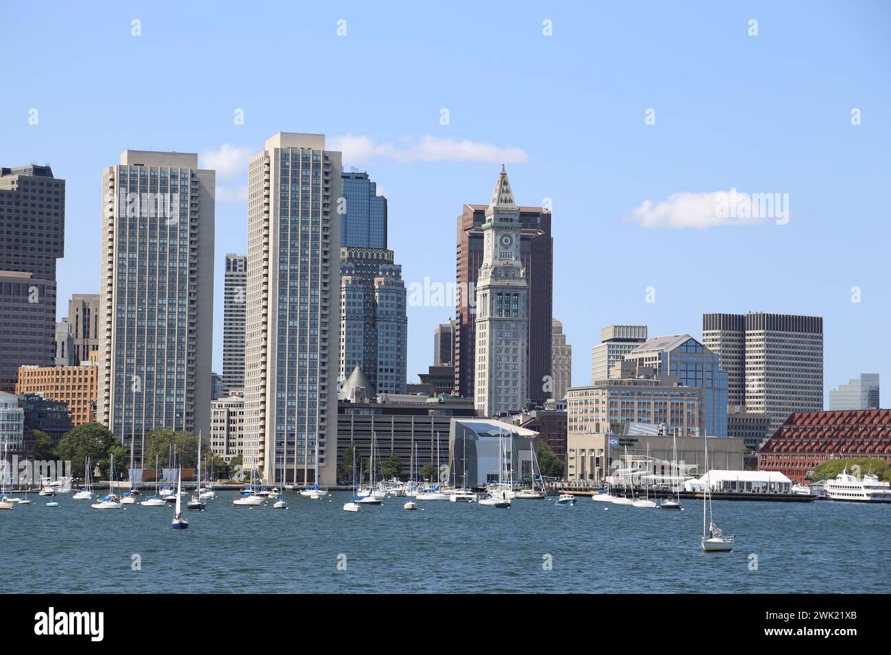 Boston harbour skyline hi-res stock photography and images - Alamy
