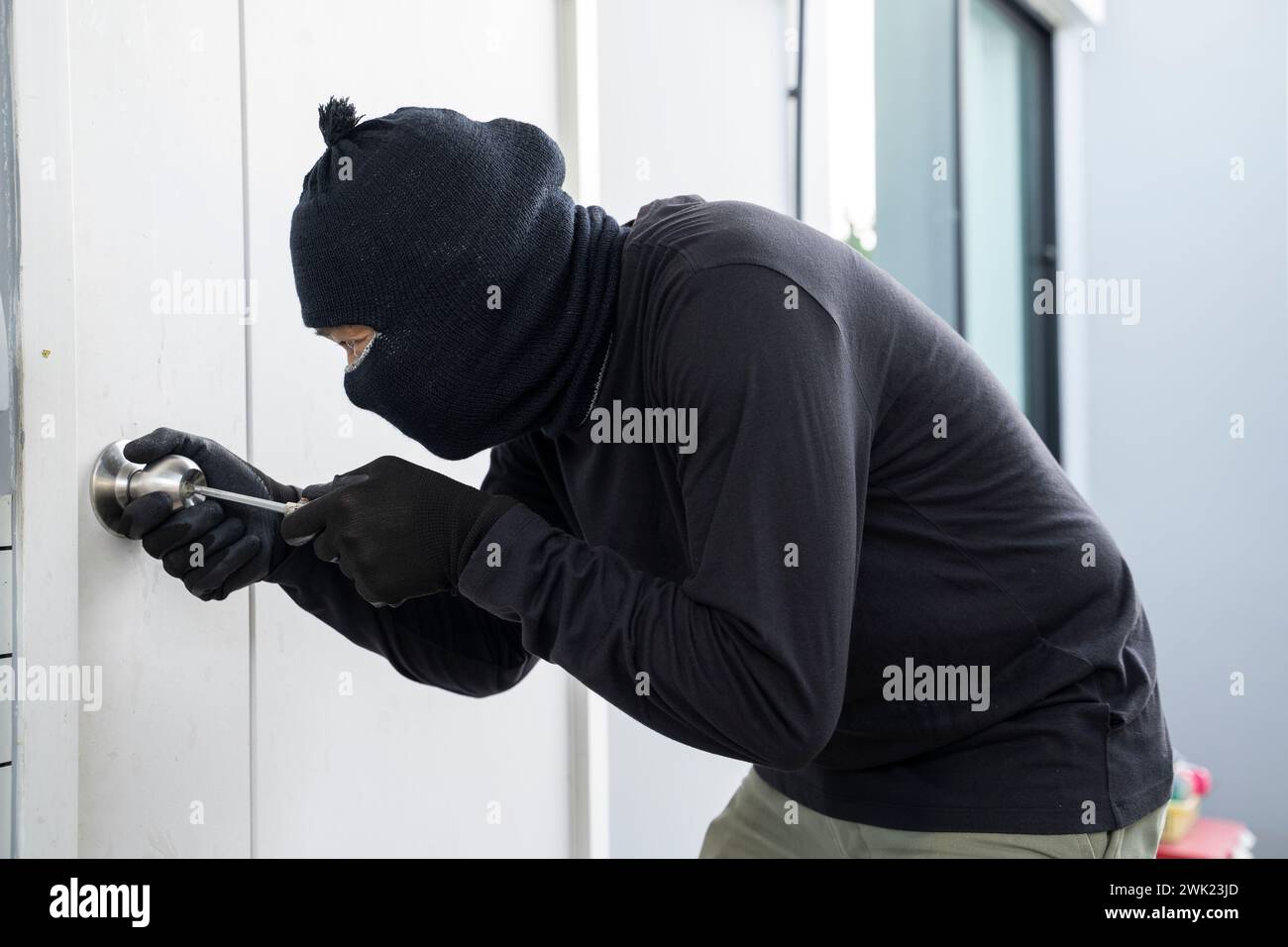 Breaking door hi-res stock photography and images - Alamy