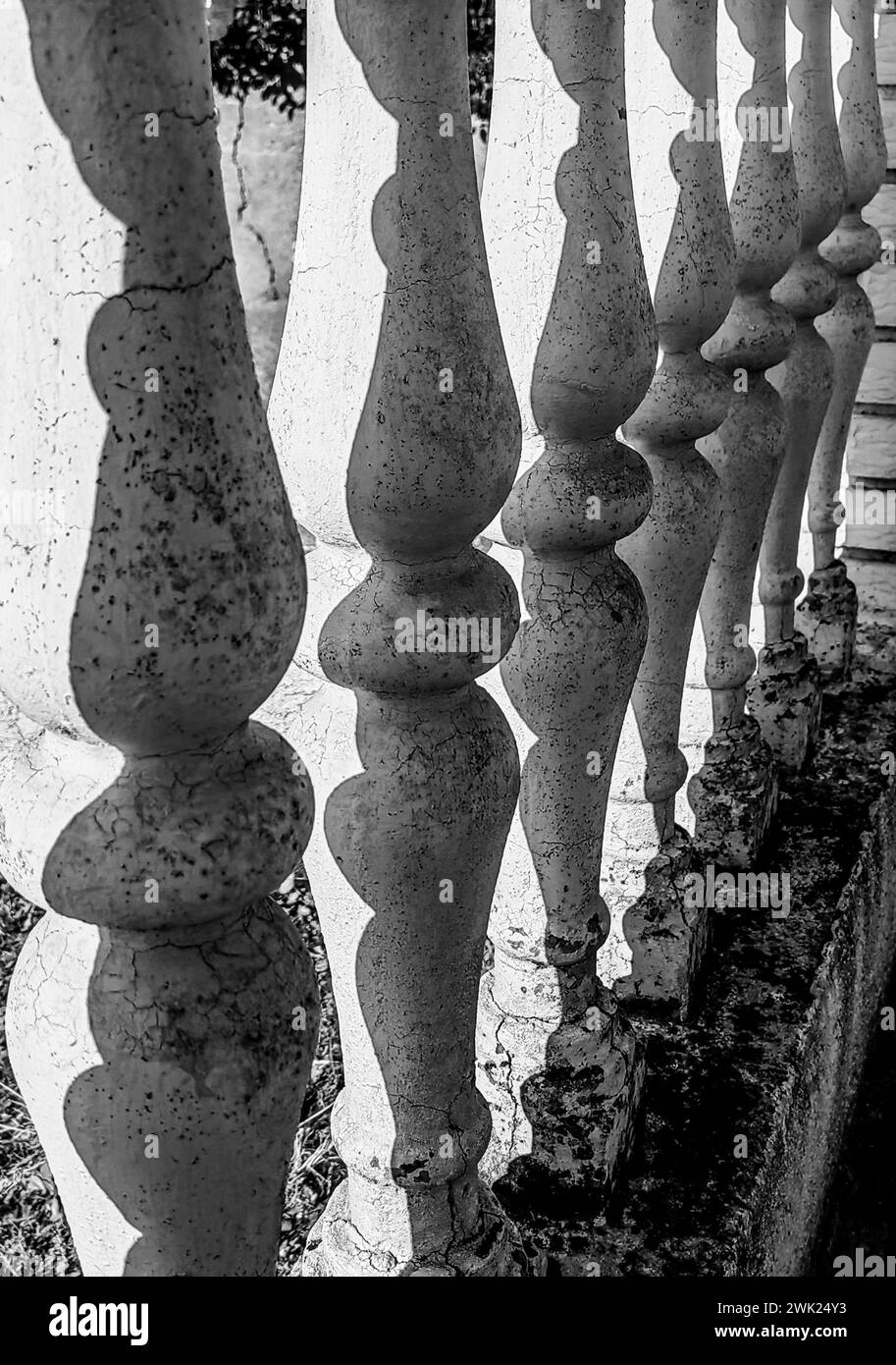 Monochrome Majesty: Sunlit Concrete Pillars. Black and white , colors ...