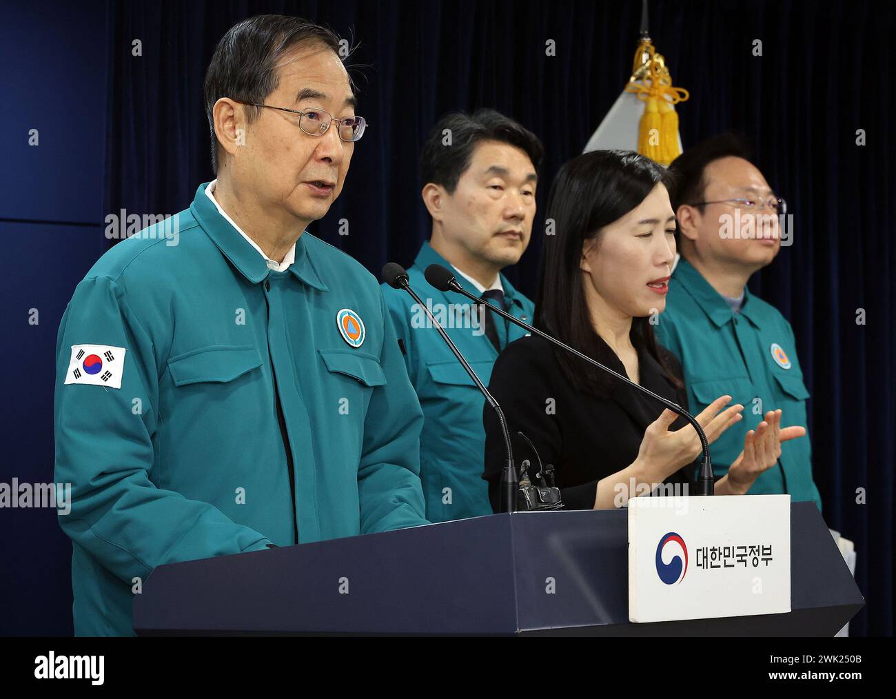 18th Feb, 2024. Prime Minister Han Prime Minister Han Duck-soo speaks ...