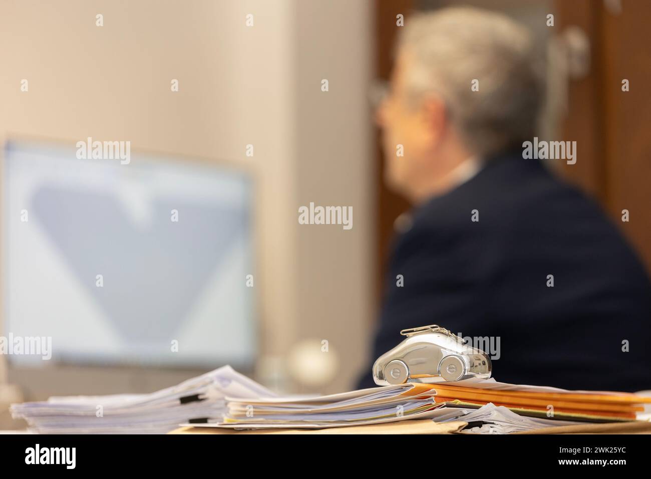 Office desk with computer and neatly organized files Stock Photo - Alamy