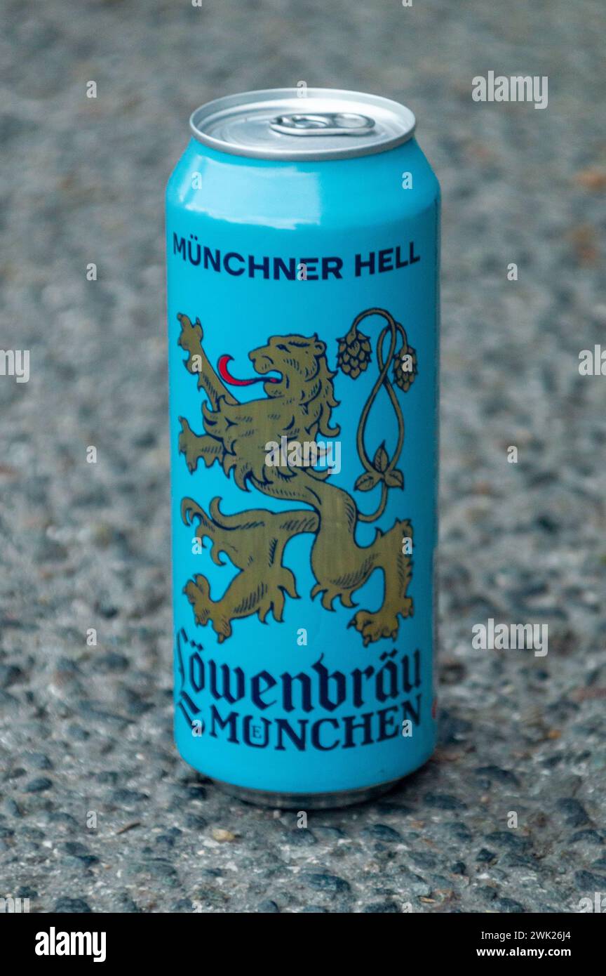 Munchner lowenbrau hi-res stock photography and images - Alamy