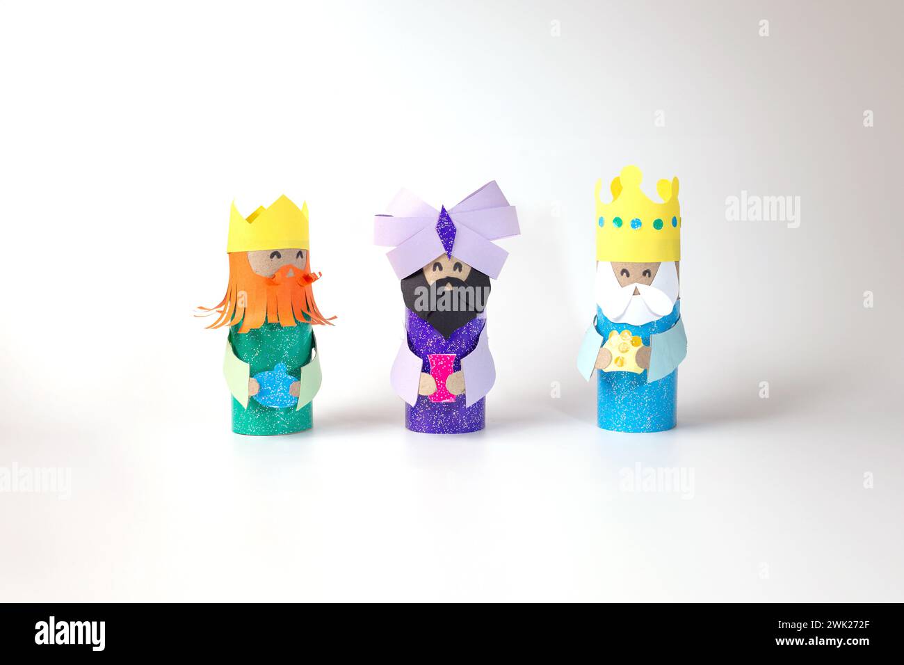 three figurines of three wise men, paper craft, Cardboard Tube Three ...