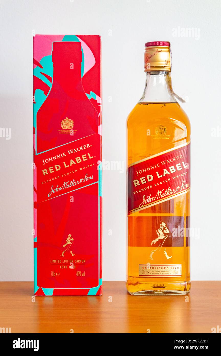 Johnnie walker red label hi-res stock photography and images - Alamy