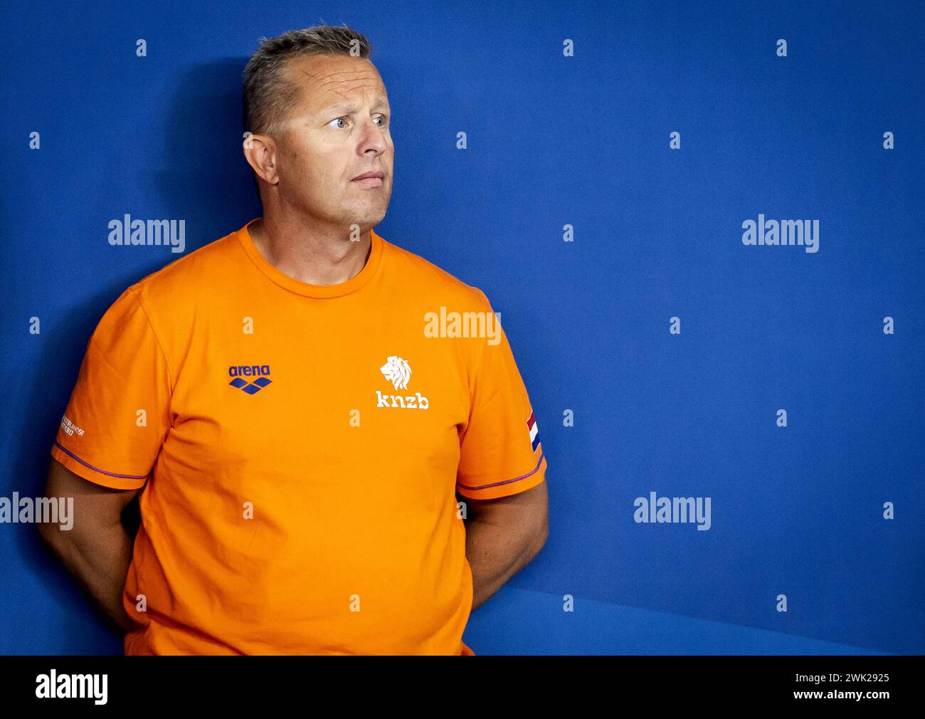 DOHA - Coach Mark Faber during the 4 x 100 men's medley during the last ...