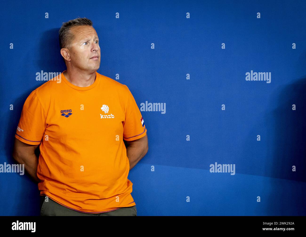 DOHA - Coach Mark Faber during the 4 x 100 men's medley during the last ...