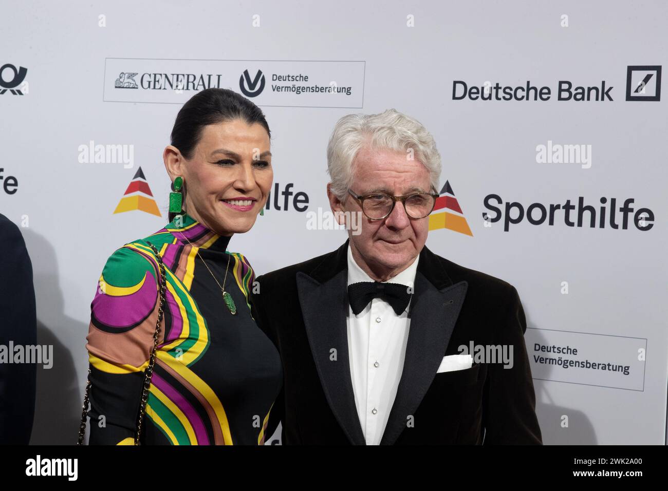 17 February 2024, Hesse, Frankfurt/Main: On the red carpet reporter ...