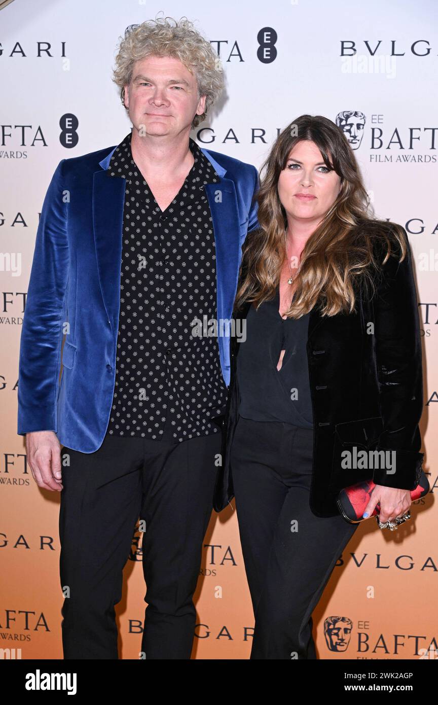 Simon Farnaby mit Ehefrau Claire Kelean bei der Nominierten-Party der ...