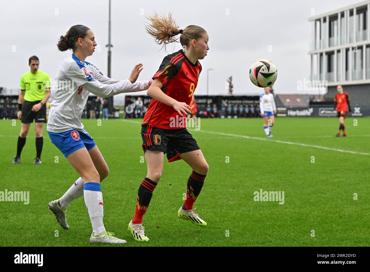 Tubize, Belgium. 14th Feb, 2024. Zuzana Vavrlova (4) of Czechia and Manon Heremans (9) of ...
