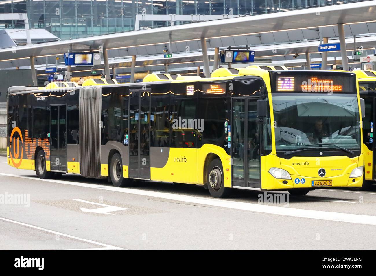 Large articulated electric buses from U-OV for city transport in the ...