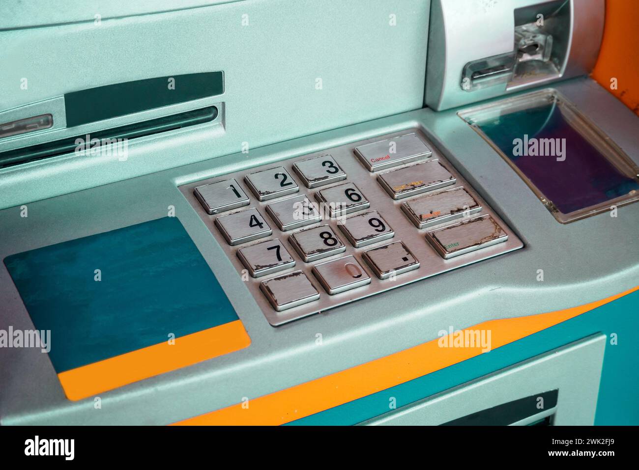 Old credit card machine hi-res stock photography and images - Alamy