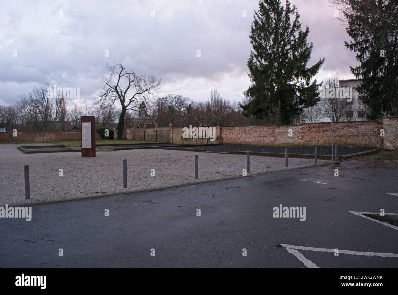 2024 program hi-res stock photography and images - Alamy