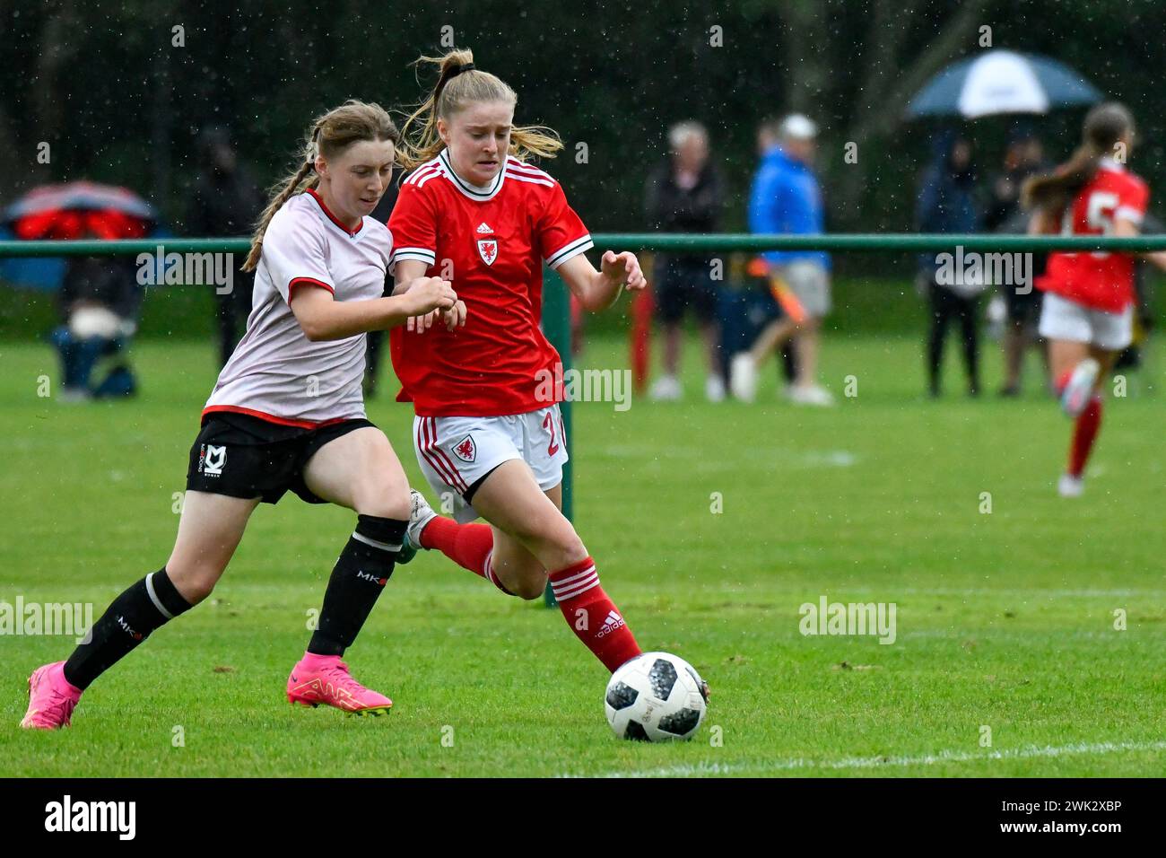 Girls football academy uk hi-res stock photography and images - Alamy