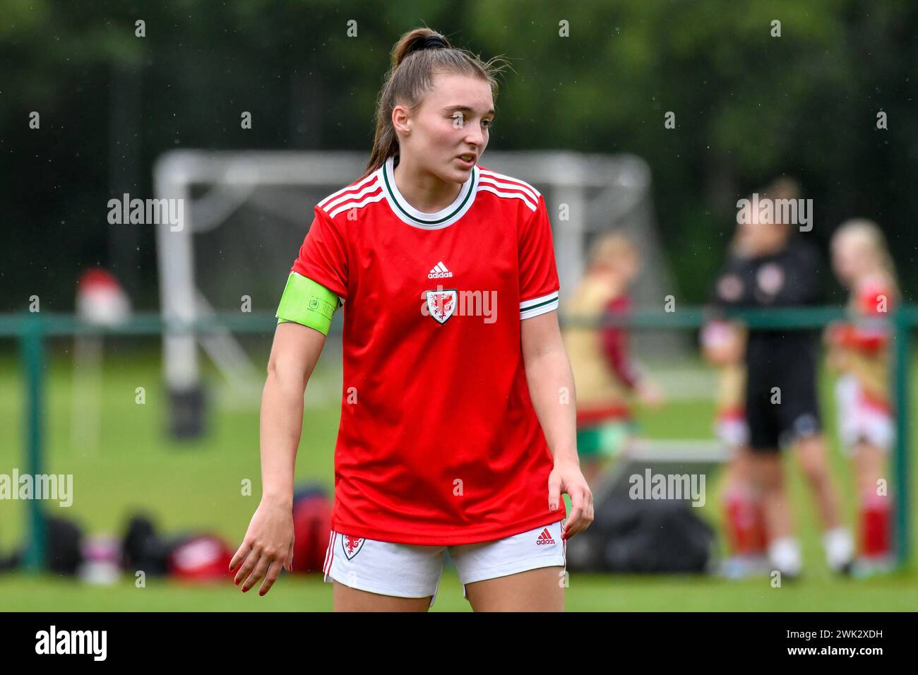 Faw girls academy south under 16 hi-res stock photography and images ...