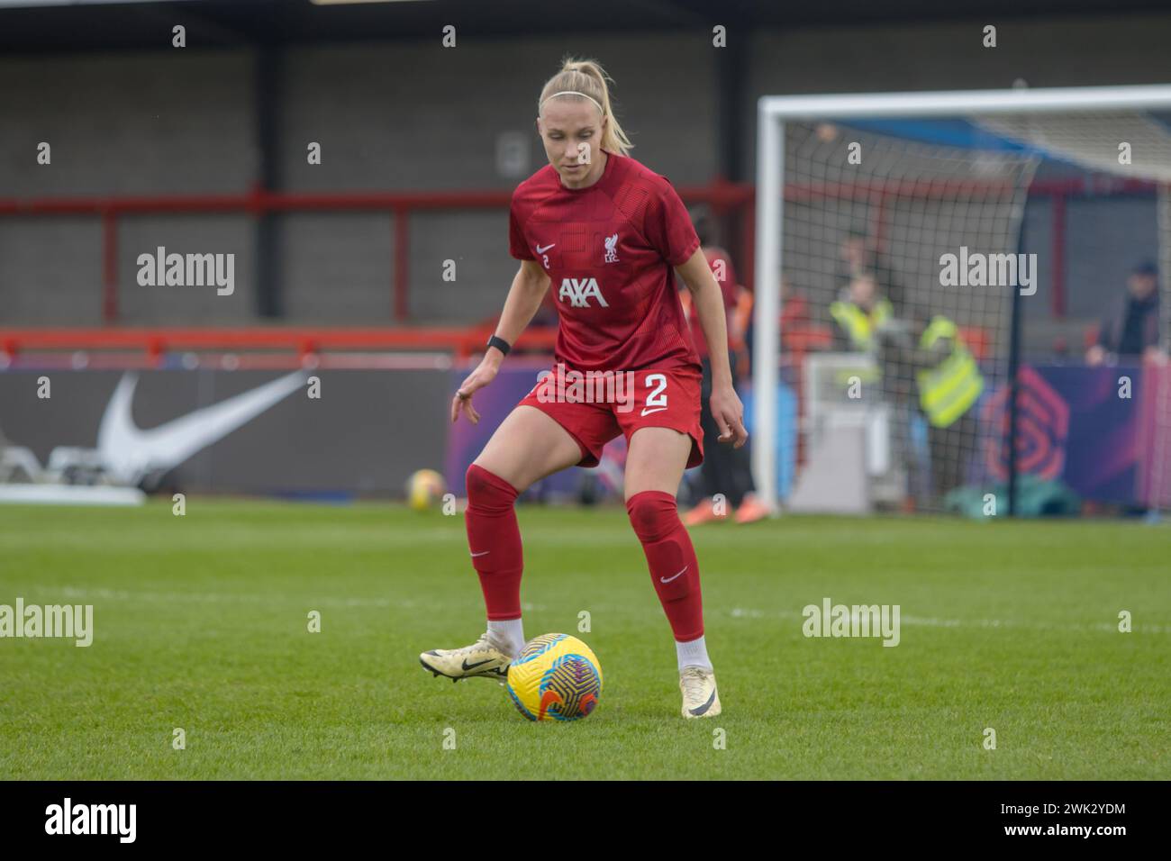 Crawley, UK. 18th Feb, 2024. Emma Koivisto (2 Liverpool) warming up ...