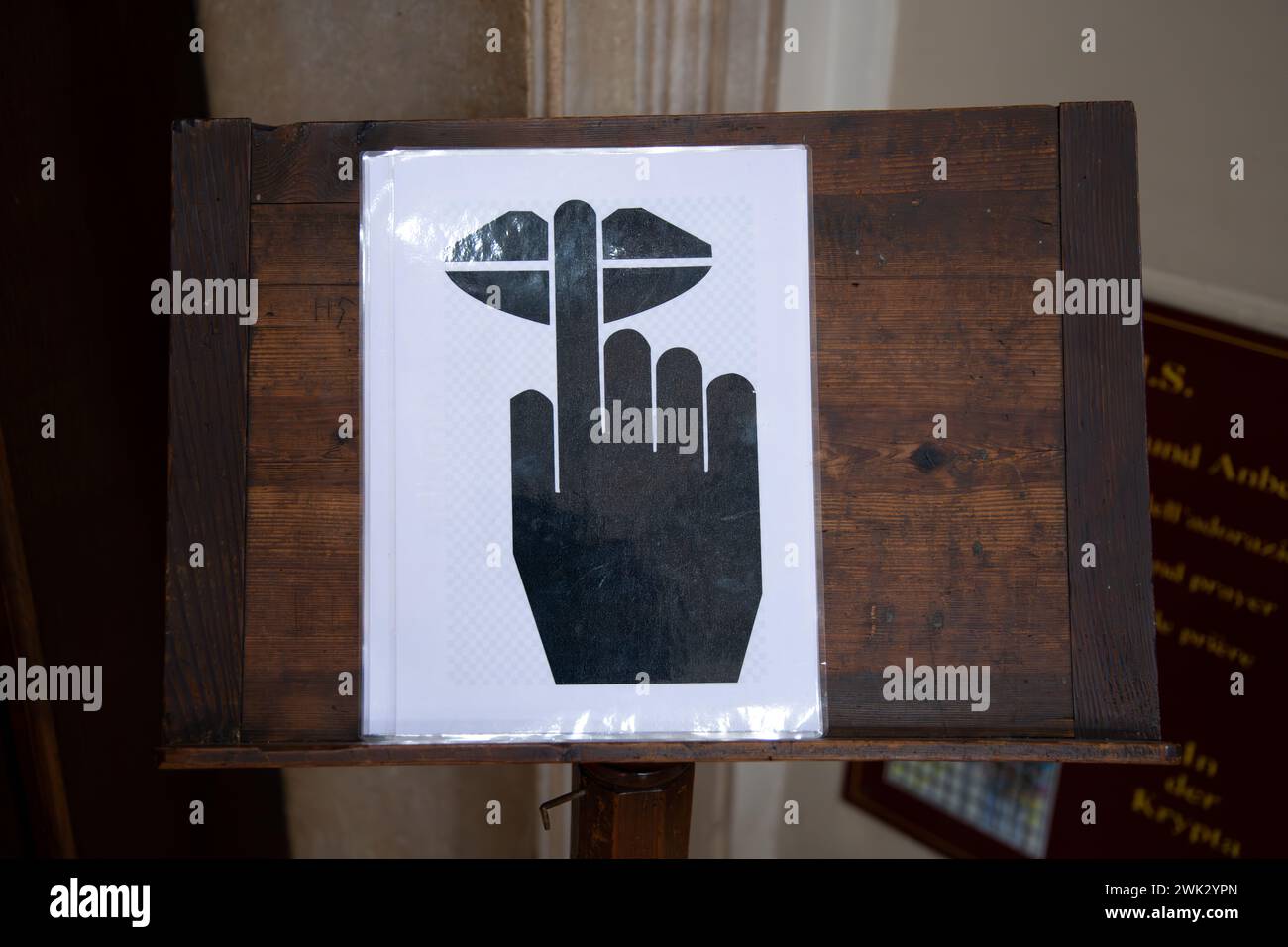 Quiet sign library hi-res stock photography and images - Alamy