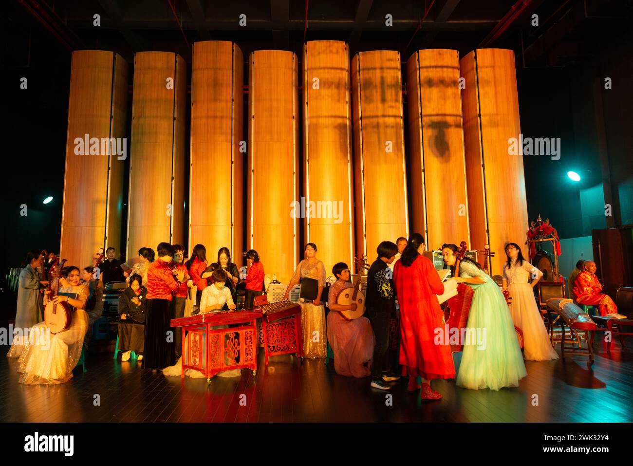 Pipa musician hi-res stock photography and images - Alamy