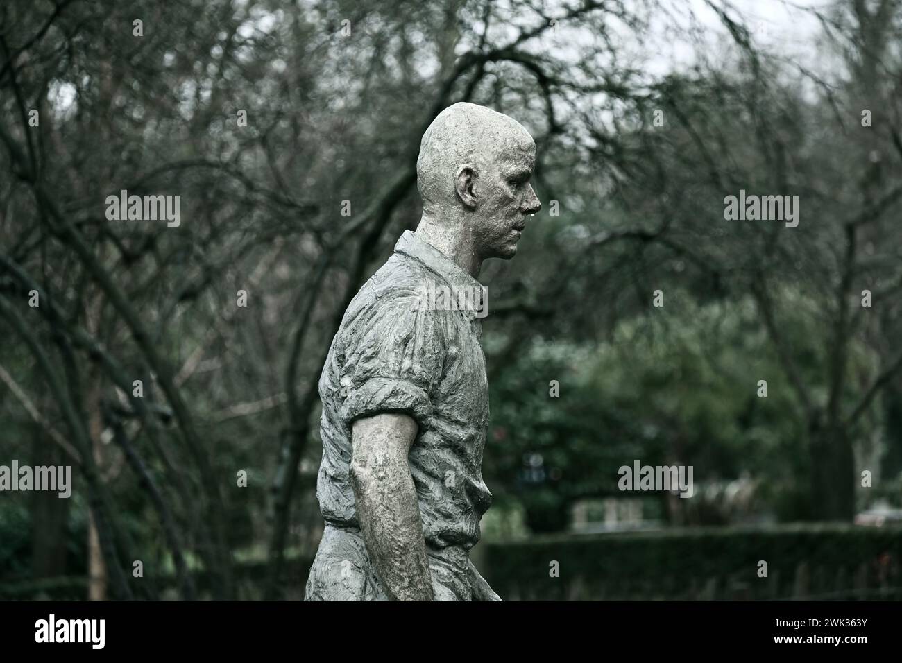 Sean Henry Sculpture Stock Photo - Alamy