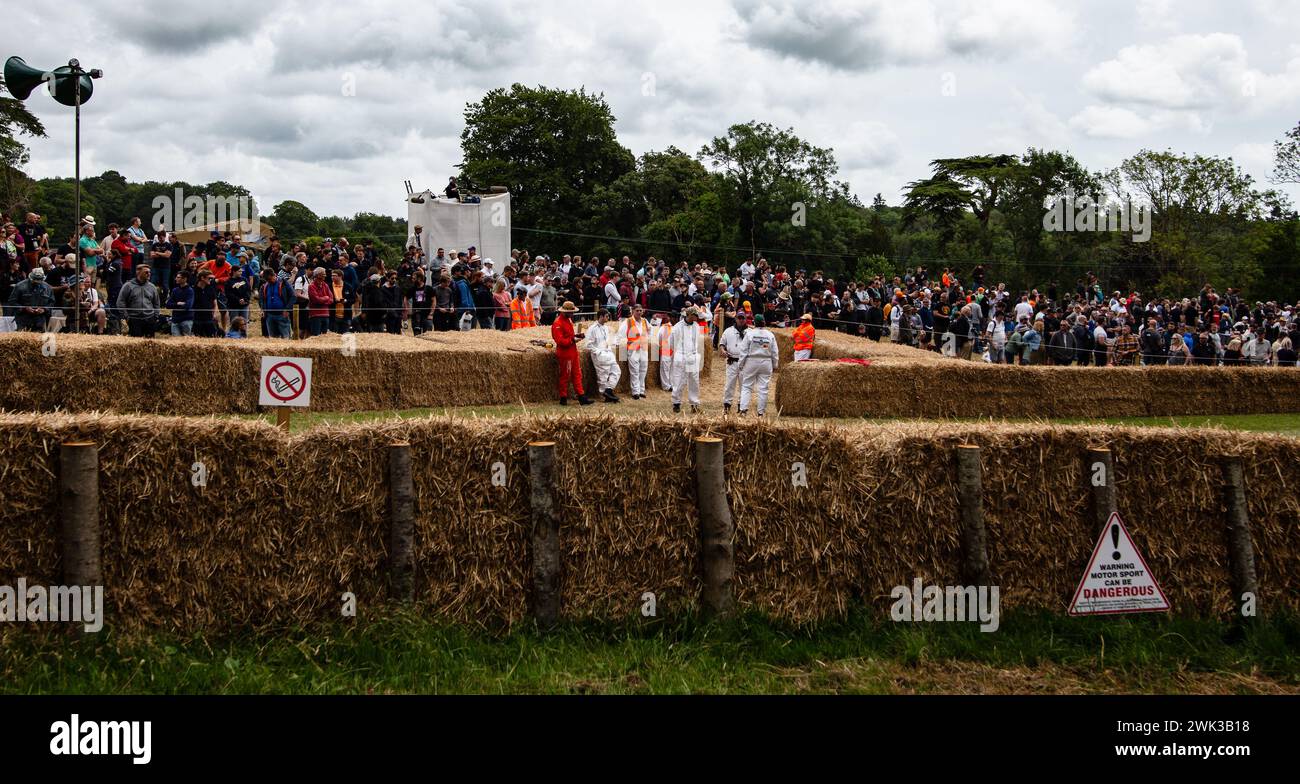 Track marshals hi-res stock photography and images - Alamy