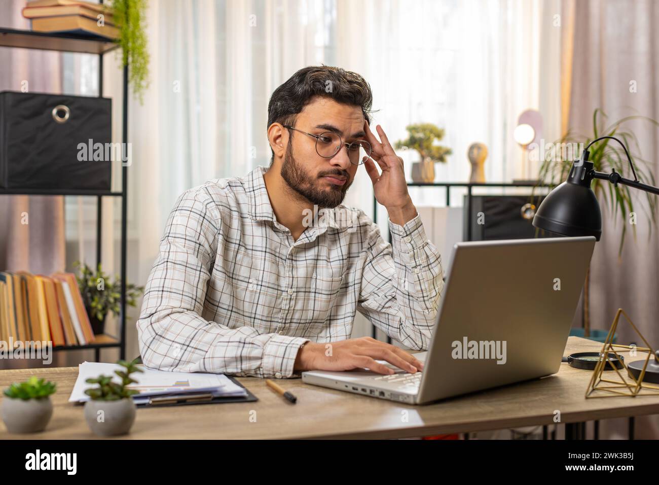 Tired exhausted weary arabian hi-res stock photography and images - Alamy