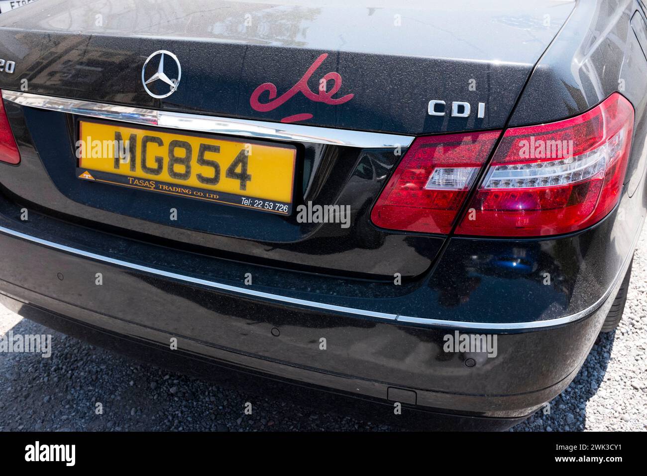Che Guevara's signature on a Mercedes in northern Cyprus.revolution ...